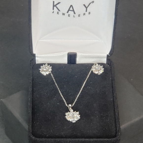 Kay Jewelers | Jewelry | Kay Jewelers Neclace Earrings Set | Poshmark